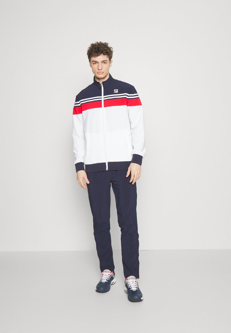 Fila TRACKSUIT BRUNO SET - Chándal - white/red/blanco - Zalando.es