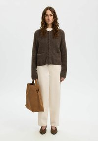 Selected MIT REISSVERSCHLUSS - Vesta na kopčanje - chocolate chip ...