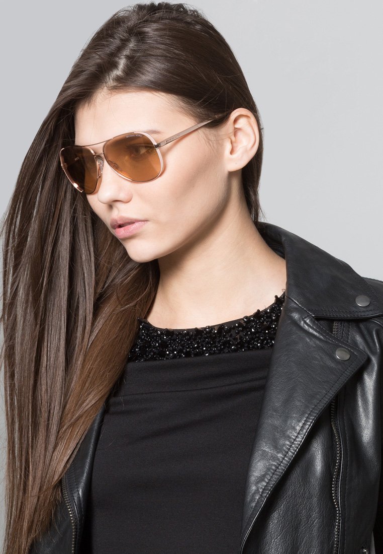 Michael Kors CHELSEA - Sluneční brýle - light brown/světle hnědá ...