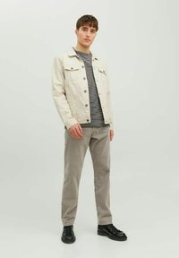 Jack & Jones CHRIS COOPER CJ 972 LID - Jean droit - drizzle/gris clair ...