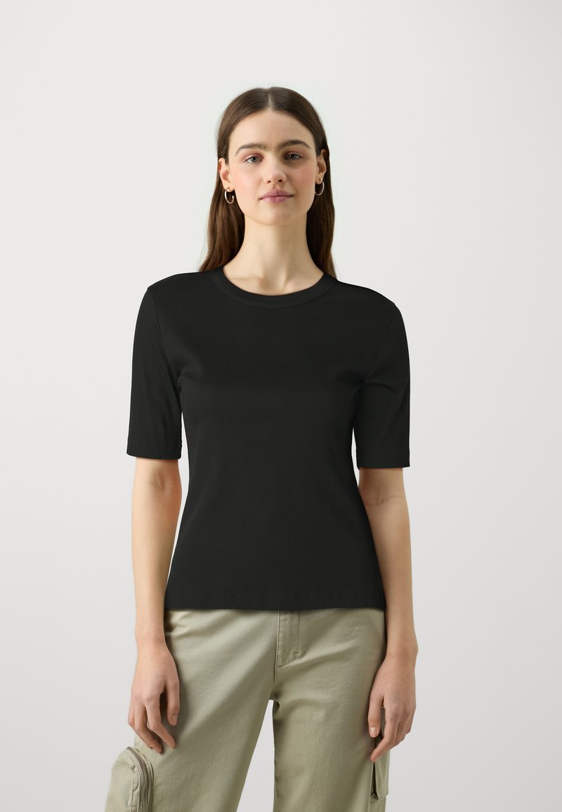 IVY OAK KRISTIN - Lihtne T-särk - black/must - Zalando.ee