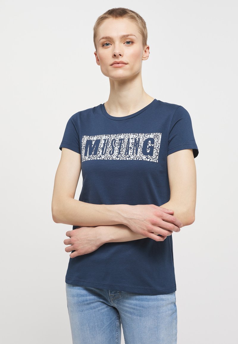 Mustang Triko s potiskem - blau/tmavě modrá - Zalando.cz