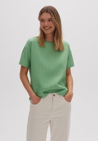 Opus SELLONA ABSTRACT - T-shirt basic - green flash/lichtgroen - Zalando.nl