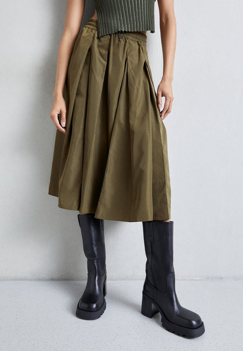Wood Wood DELFINA TECH SKIRT - A-Linien-Rock - khaki - Zalando.at
