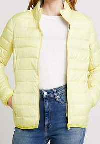 QS Übergangsjacke - yellow/gelb - (Pre-owned) - Zalando.at