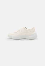 Geox FLUCTIS - Sneakers - white/vit - Zalando.se