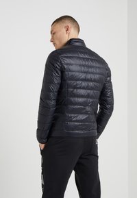EA7 Emporio Armani JACKET - Down jacket - giacca piumino/black ...
