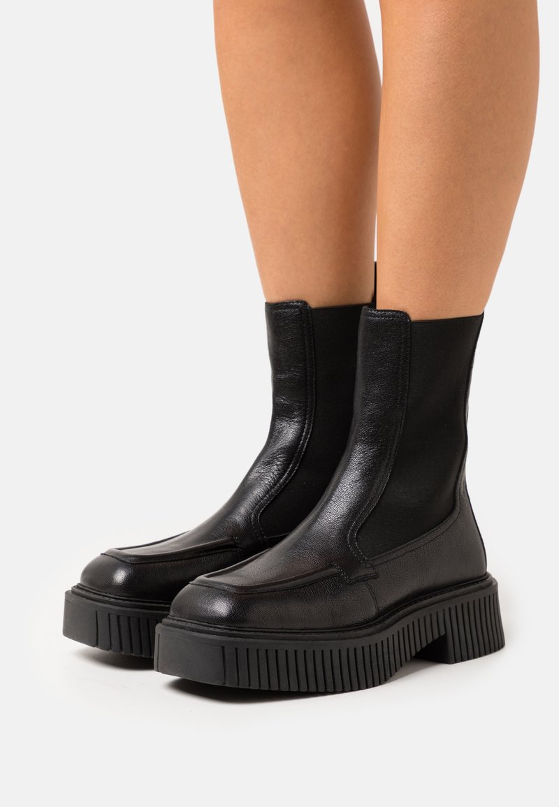 ASRA CHESCA - Platform ankle boots - black - Zalando.de