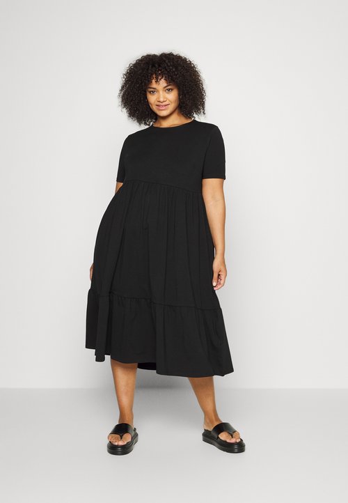 Kjoler på nett | Dame | Kjøp ny kjole online | ZALANDO Norge - Side 2