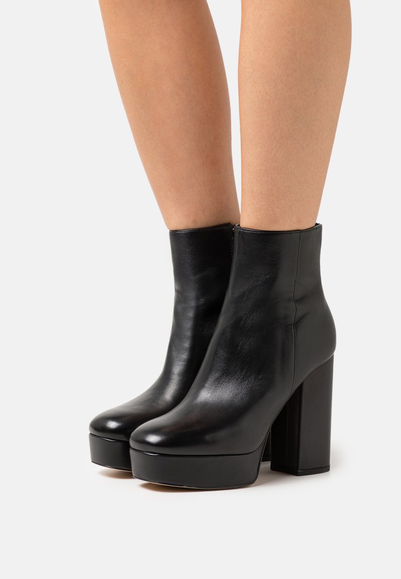 Coach IONA BOOTIE - Enkellaarsjes met plateauzool - black/zwart ...