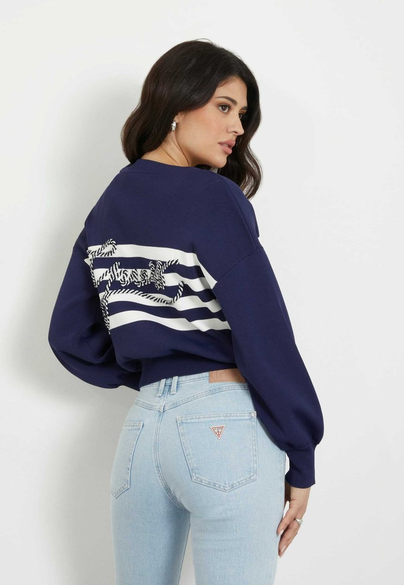 Guess Mit Logostickerei Gilet Mehrfarbig Grundton Blau Bleu