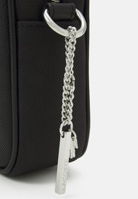 Lacoste DAILY LIFESTYLE - Schoudertas - noir/zwart - Zalando.be