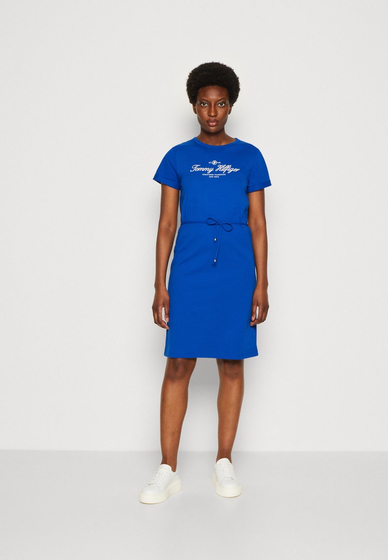Tommy Hilfiger REGULAR SHORT DRESS - Robe en jersey - ultra blue/bleu ...