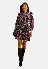 Love & Roses REGULAR FIT - RIC RAC TRIM - Day dress - animal pink/black ...