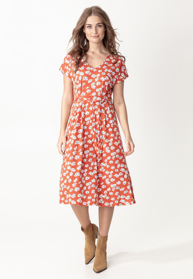 Indiska Mekot netistä | Upeat mekkotrendit Zalandolla