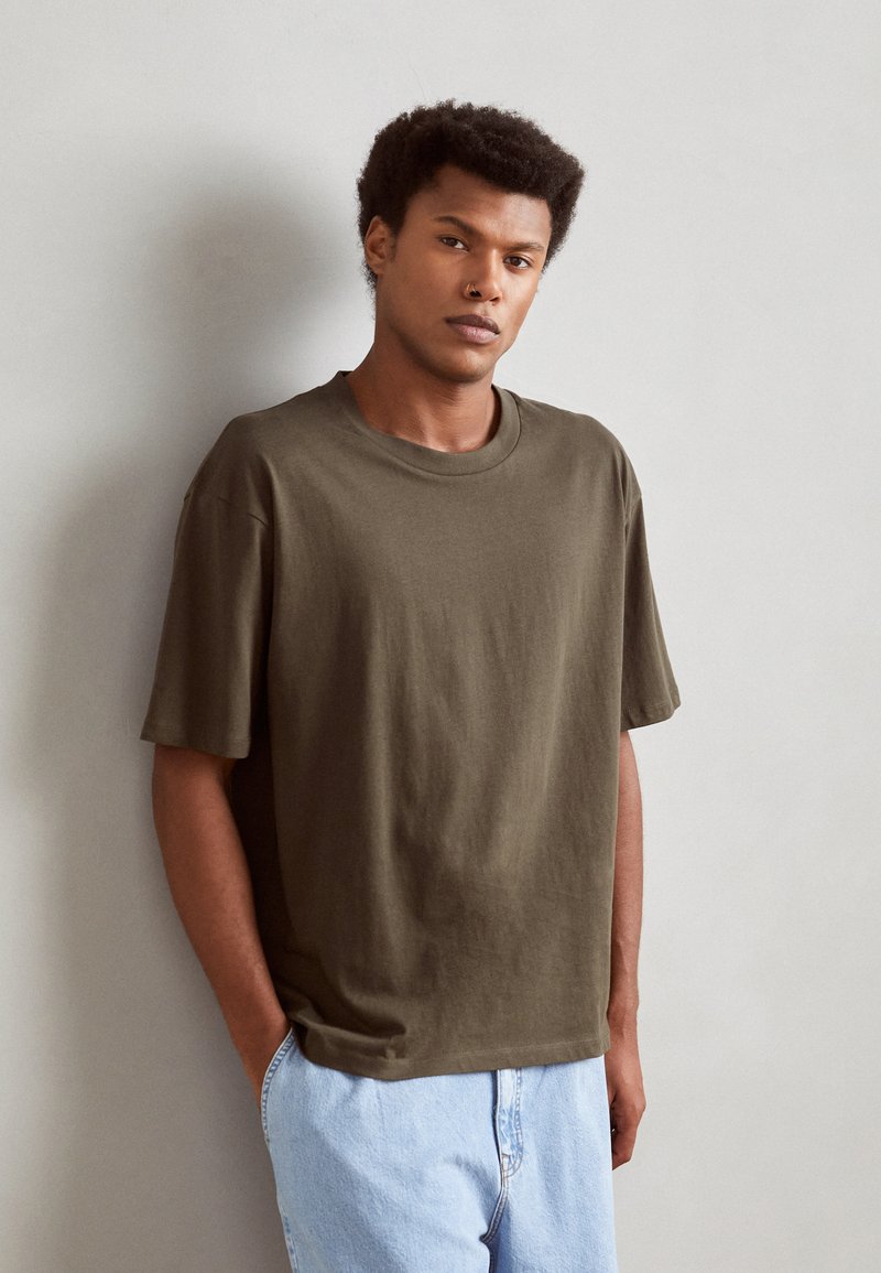 Lindbergh OVERSIZE TEE - T-shirts - deep stone/mørkegrå - Zalando.no