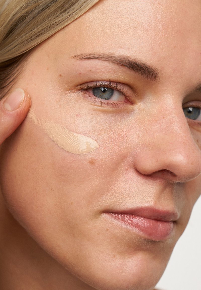 Biotherm AQUASOURCE BB CREAM CLAIRE A MEDIUM - BB Cream - - - Zalando.ch