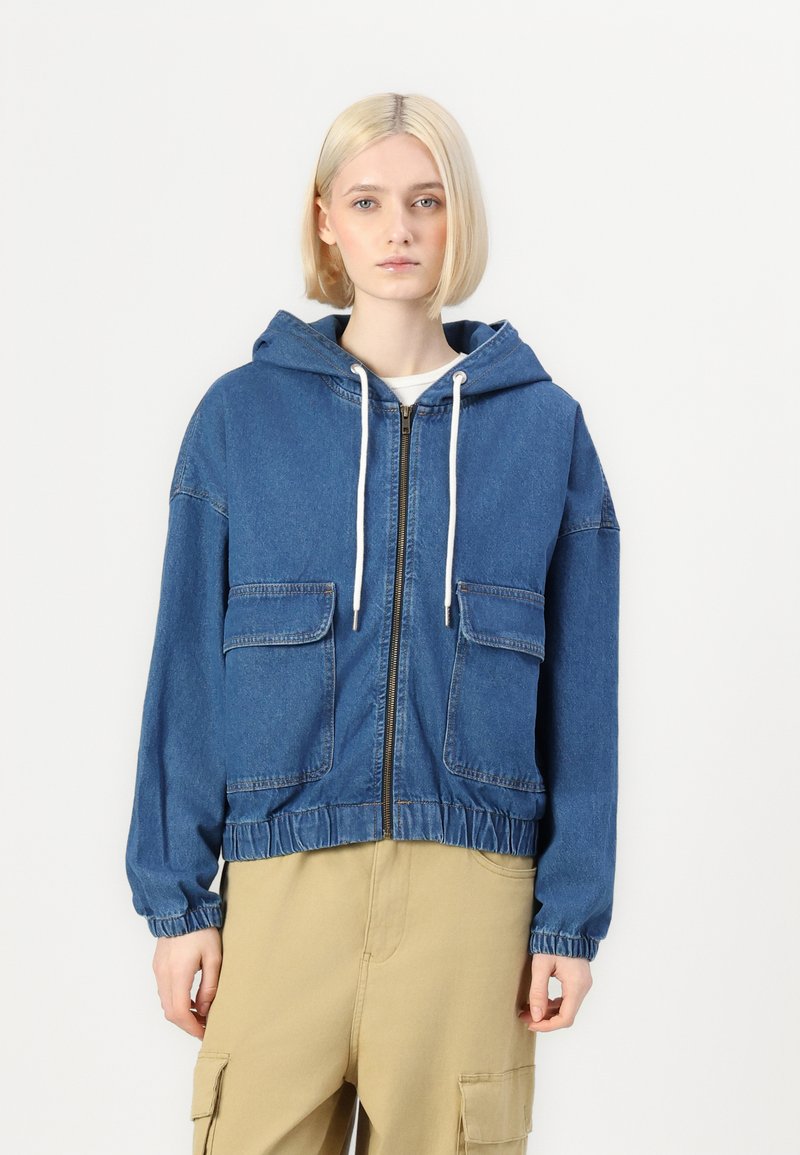 ONLY ONLKENZIE JACKET - Giacca di jeans - medium blue denim/blu denim ...