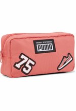 Puma PATCH - Pencil case - electric blush/pink - Zalando.de