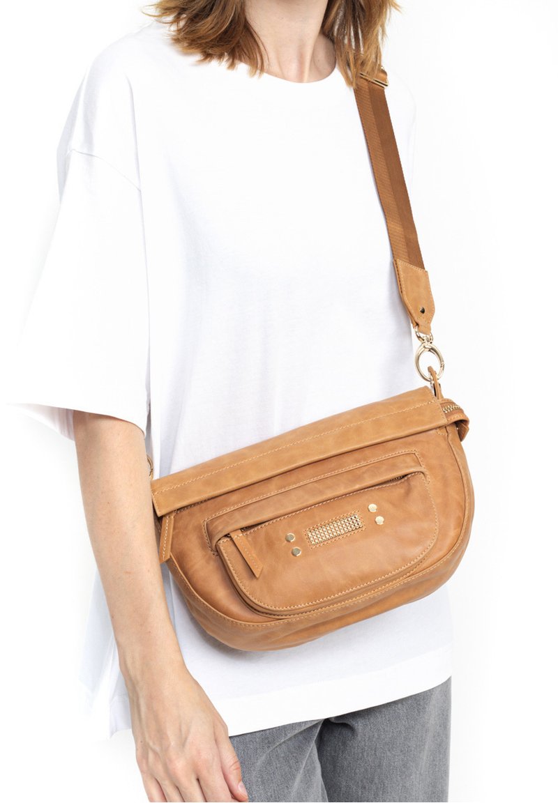 CLIO GOLDBRENNER NEPTUNE CLASSIC - Schoudertas - camel - Zalando.nl