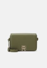 Tommy Hilfiger RESET CROSSOVER - Bandolera - utility olive/verde oliva ...