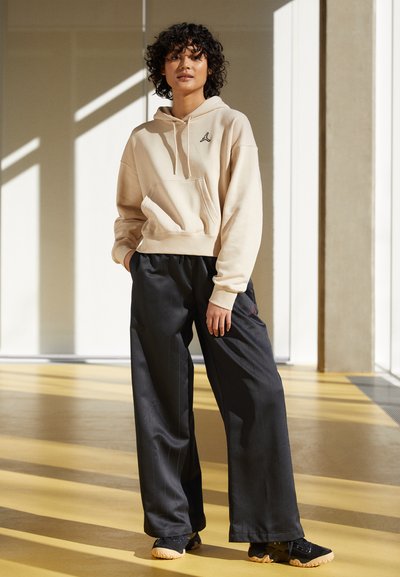 Zalando Dames | Kleding, schoenen en accessoires voor dames online