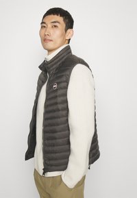 Colmar Originals MENS DOWN VEST - Chaleco - vulcan-black/negro - Zalando.es