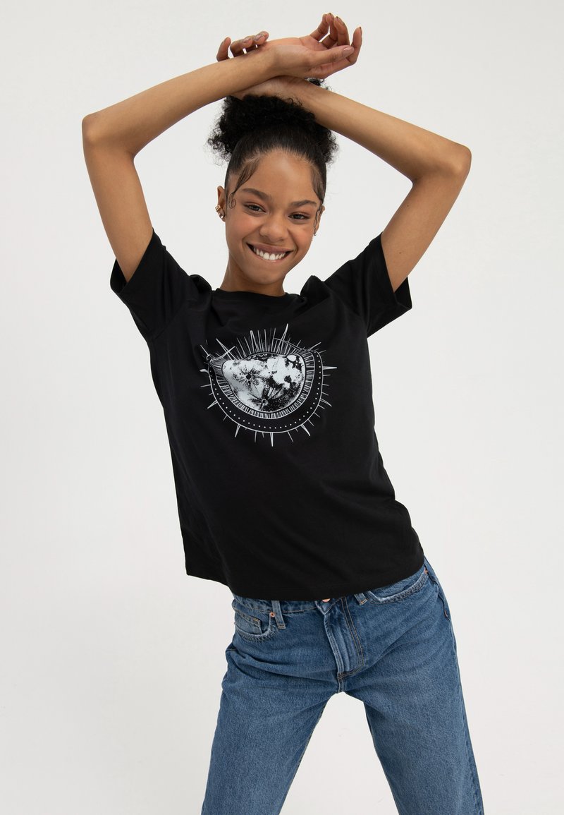 Even&Odd Print T-shirt - black - Zalando.de