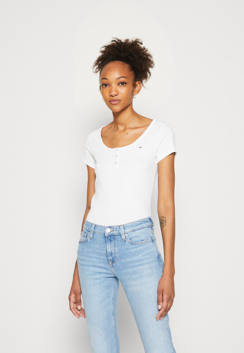 Tommy Jeans BBY BUTTON - T-Shirt basic - white/weiß - Zalando.at