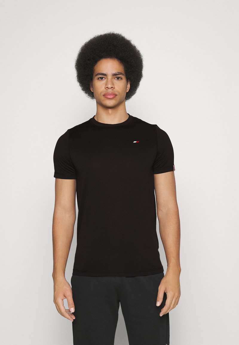 Tommy Hilfiger ESSENTIALS TRAINING SMALLOGO TEE - T-Shirt basic - black ...