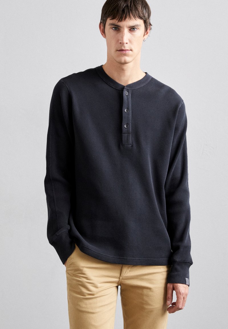 rag & bone GARMENT DYE WAFFLE - T-shirt à manches longues - black/noir ...