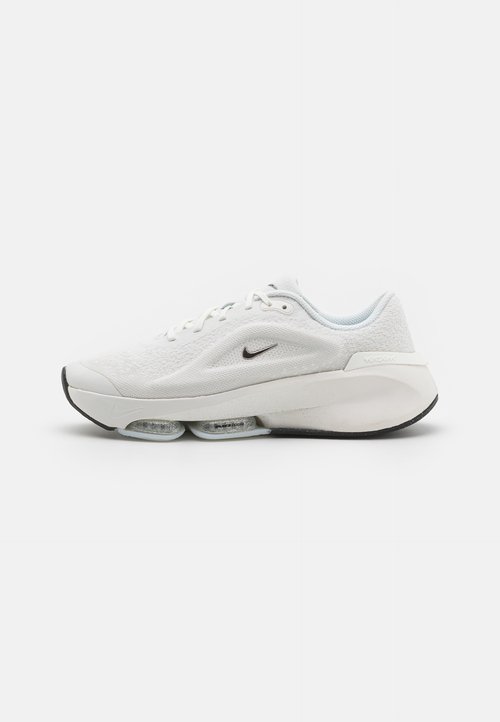 Nike Performance VERSAIR - Treenikenkä - black/anthracite/summit white ...