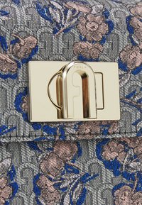 Furla MINI TOP HANDLE - Handtasche - toni silver/silberfarben - Zalando.de