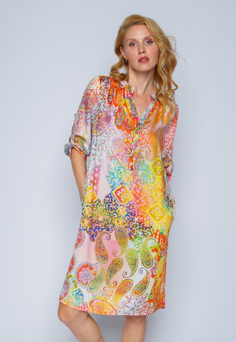 Emily van den Bergh - Sukienka koszulowa/wielokolorowy - Zalando.pl