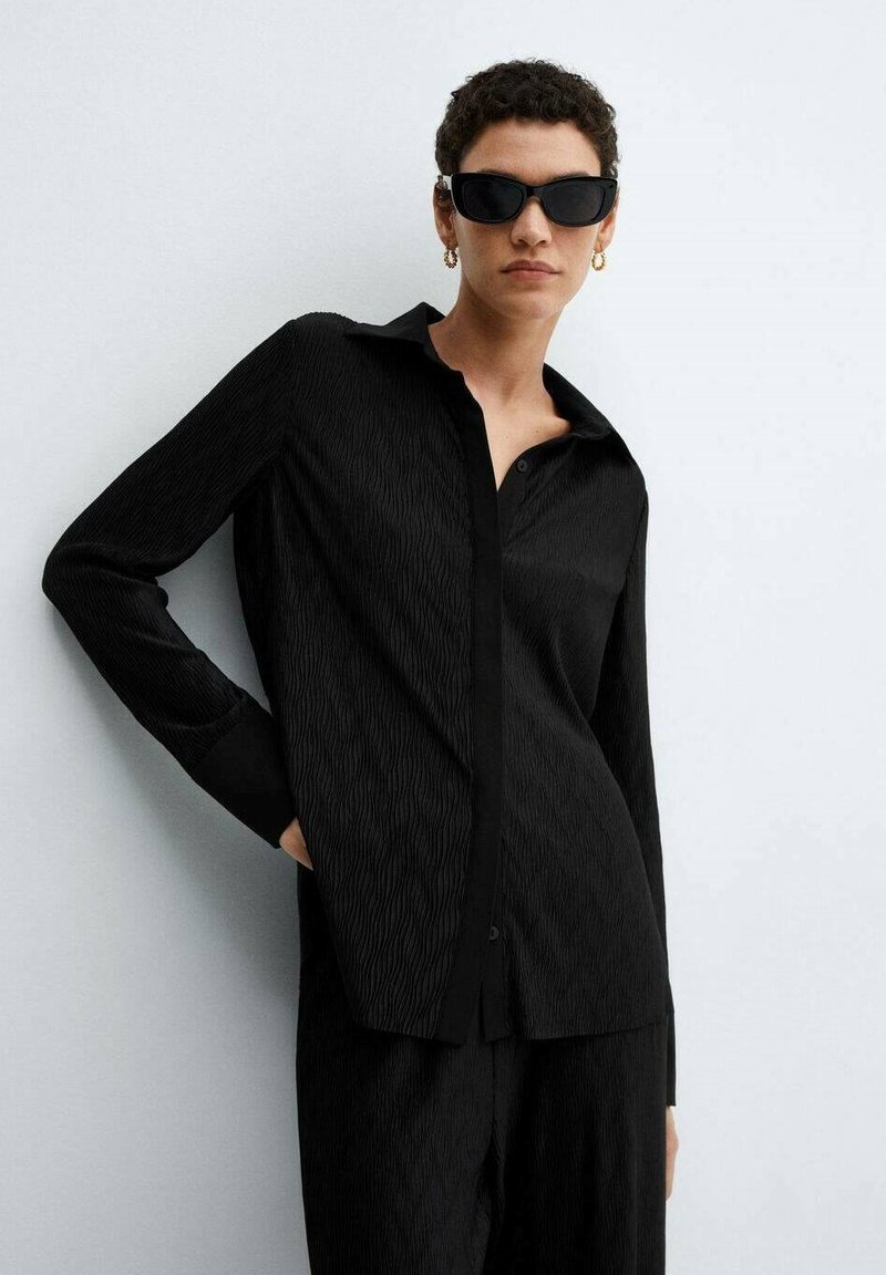 Mango Button-down blouse - black - Zalando.ie