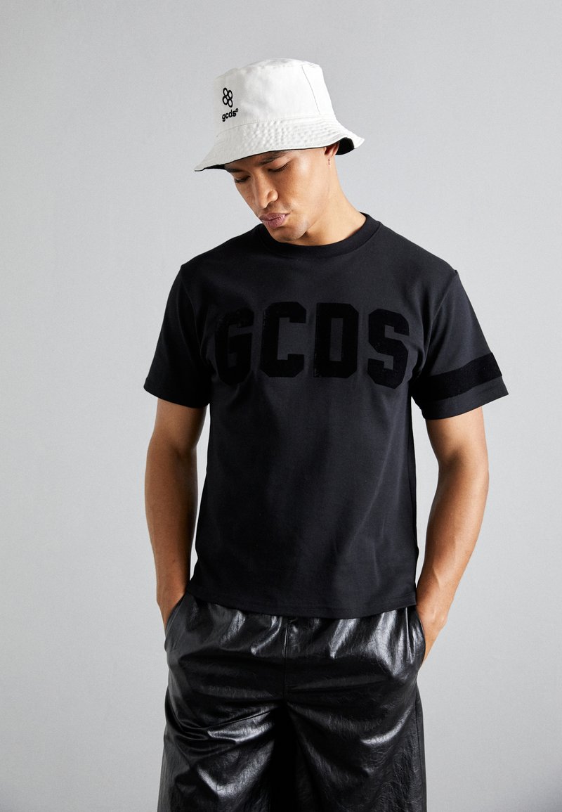 GCDS LOGO - T-shirt med print - black/svart - Zalando.se