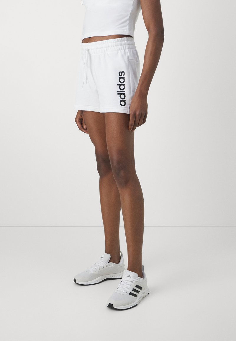 adidas Sportswear ESSENTIALS LINEAR - Pantalón corto de deporte - white ...