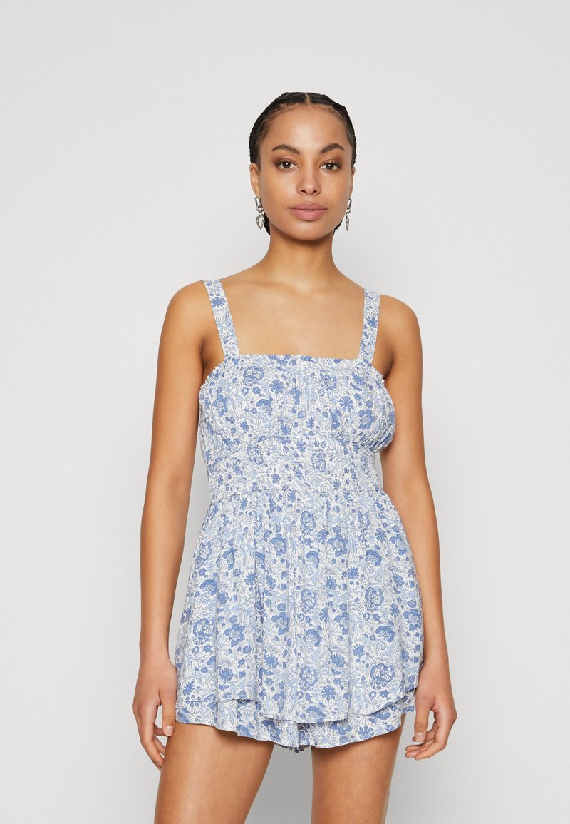 Hollister Co. SAIDIE STRAP ROMPER - Jumpsuit - kettle/weiß - Zalando