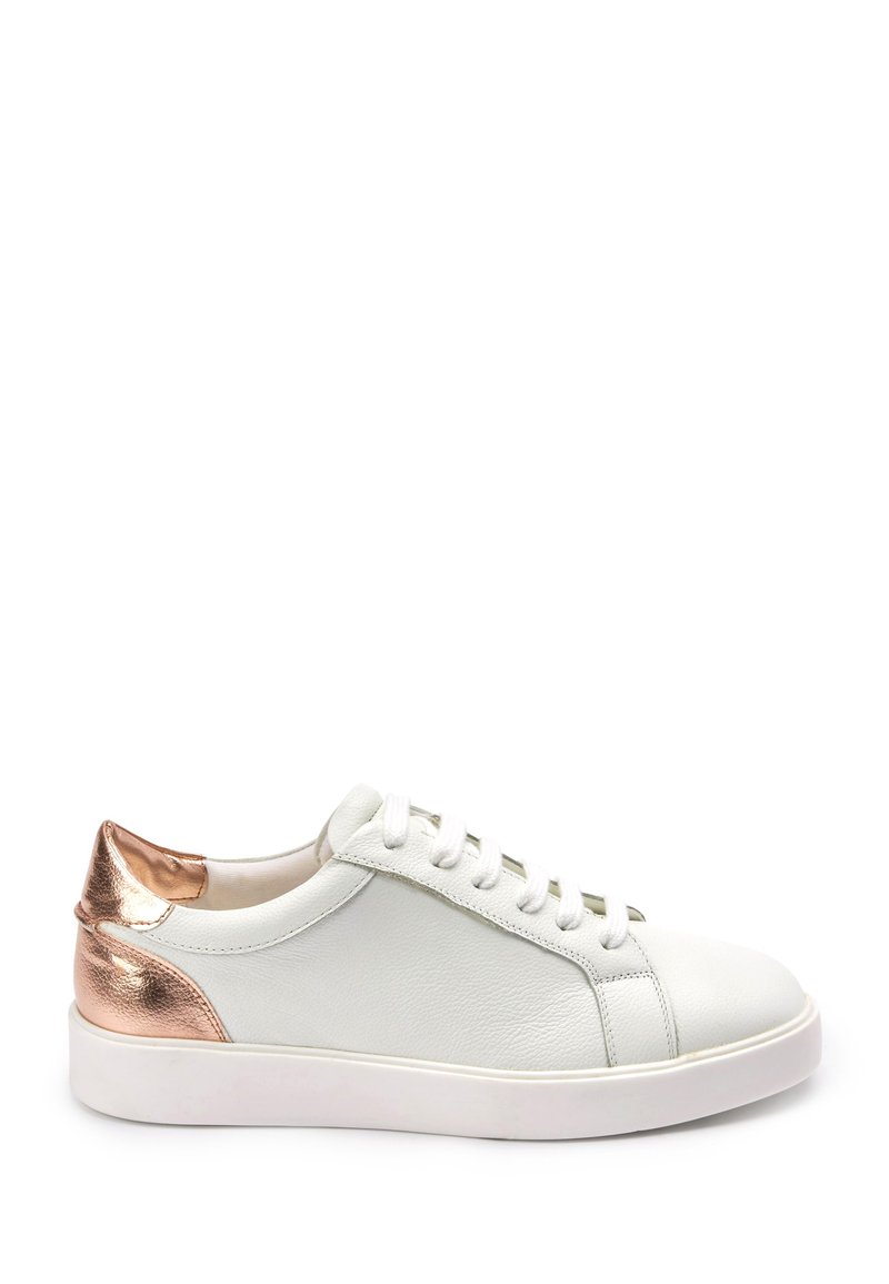Next SIGNATURE LACE UP - Sneakers laag - white with rose gold/wit ...