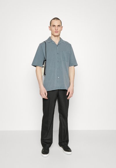 Filippa K Hemd - washed grey/grau - Zalando.de