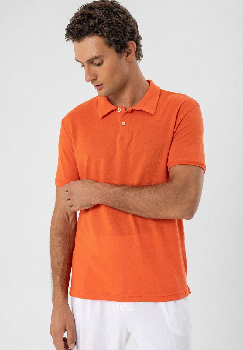 Antioch Piké - salmon/laxrosa - Zalando.se