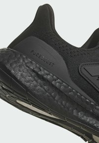 adidas Performance PUREBOOST 23 - Laufschuh Stabilität - core black ...