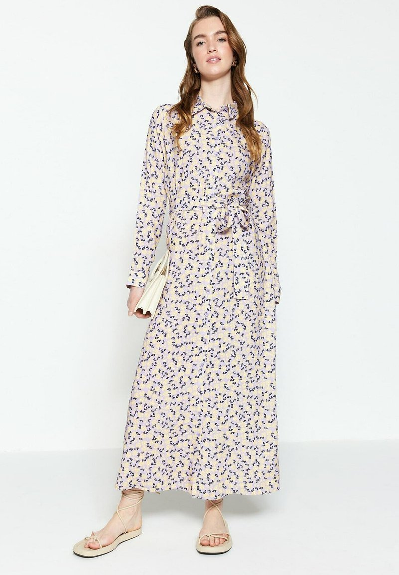 Trendyol Modest BESCHEIDEN GEWOONTJES - Vestido largo - lilac/morado ...
