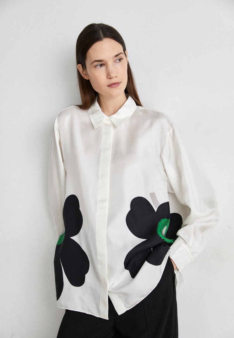 Marimekko OUTI HEIJASTUS - Button-down blouse - off-white/black/green ...