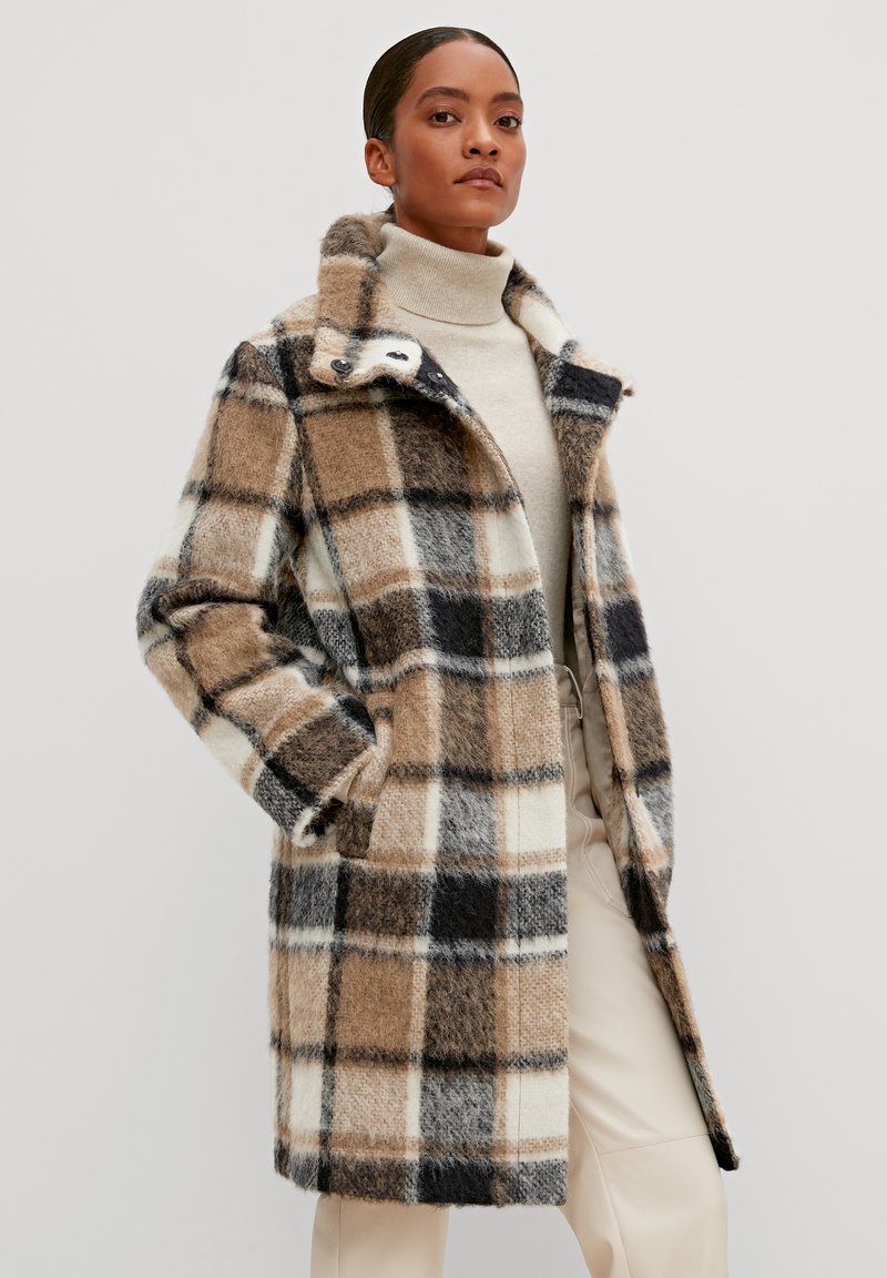 comma Short coat - black camel huge w/beige - Zalando.de