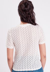 Cache Cache MIT KURZEN ÄRMELN - T-shirt print - ecru/crème - Zalando.nl