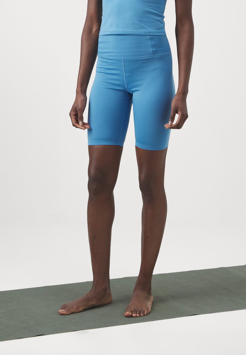 Girlfriend Collective Legginsy/niebieski - Zalando.pl