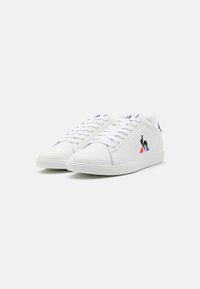 le coq sportif COURTSET 2 UNISEX - Joggesko - optical white/dress blue/hvit - Zalando.no