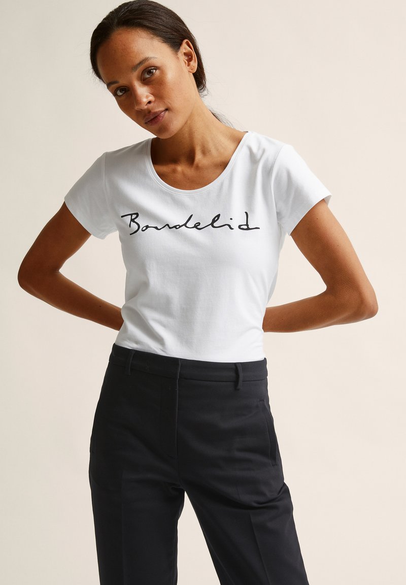 BONDELID LINNEA LOGO - T-shirt print - white/wit - Zalando.be