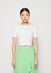 Weekday MINI CROP 2PACK - T-shirt basique - white/light blue/blanc ...